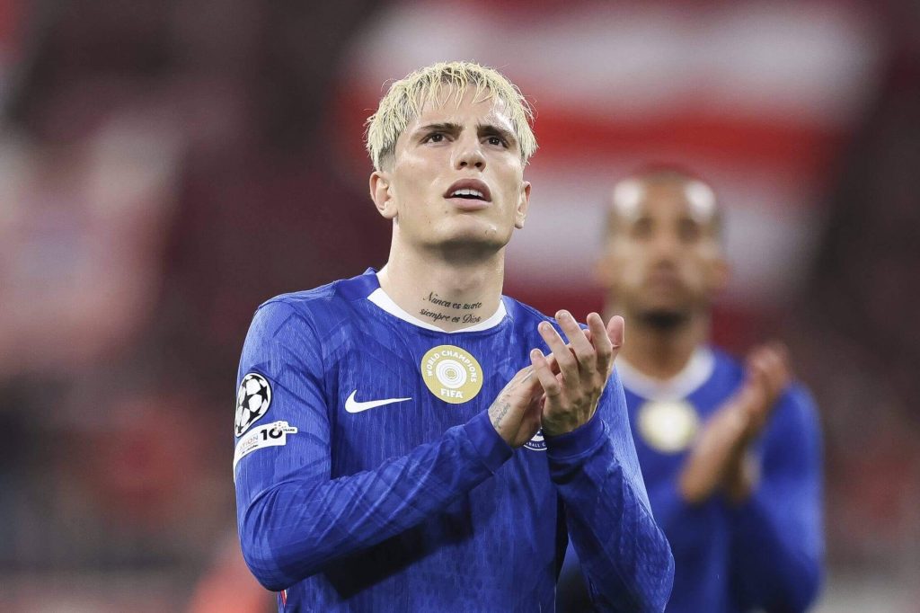 SHOCK SUNDERLAND TRANSFER DEBATE: Should the Black Cats Gamble on ...